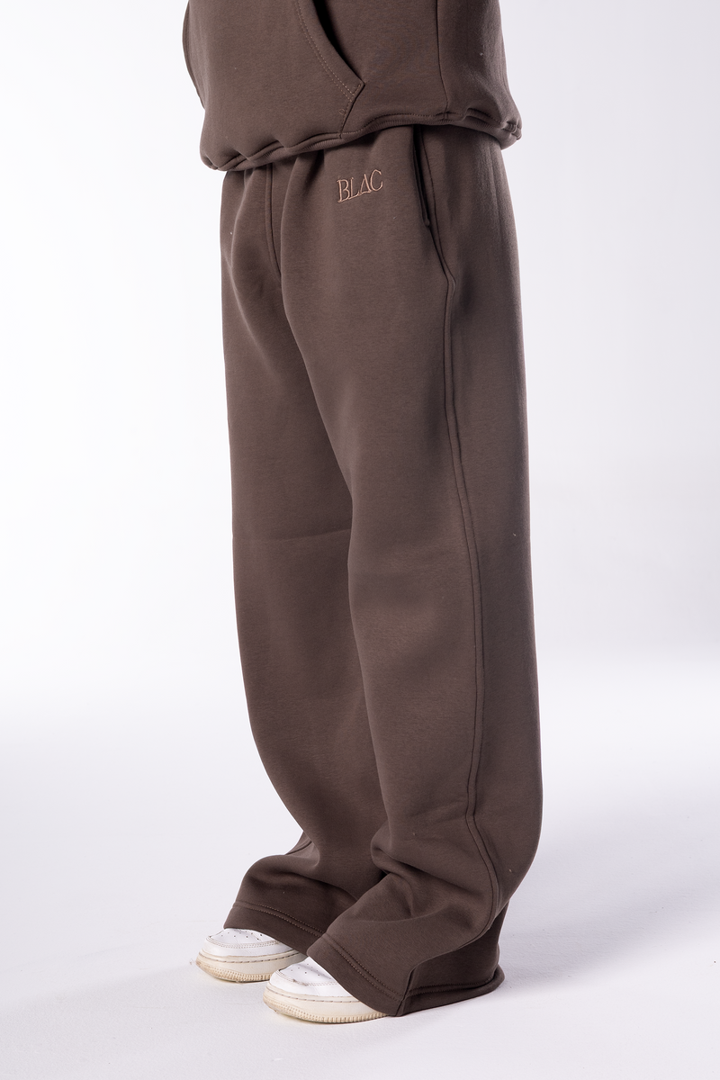 Embroidered Logo Wide Leg Sweatpants - Coffee – BLAC Official website